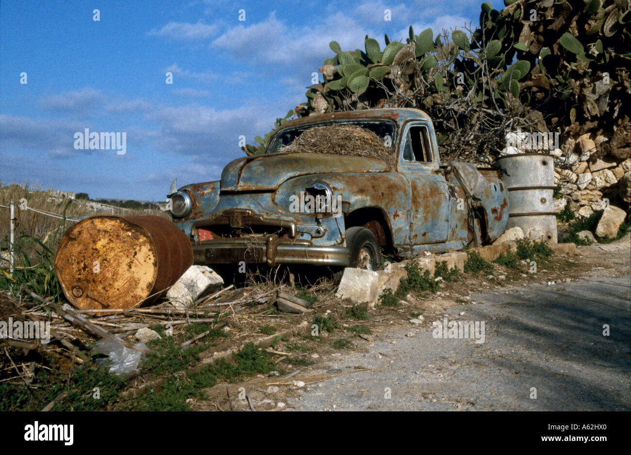 Car wreck sea ocean hi-res stock photography and images - Alamy