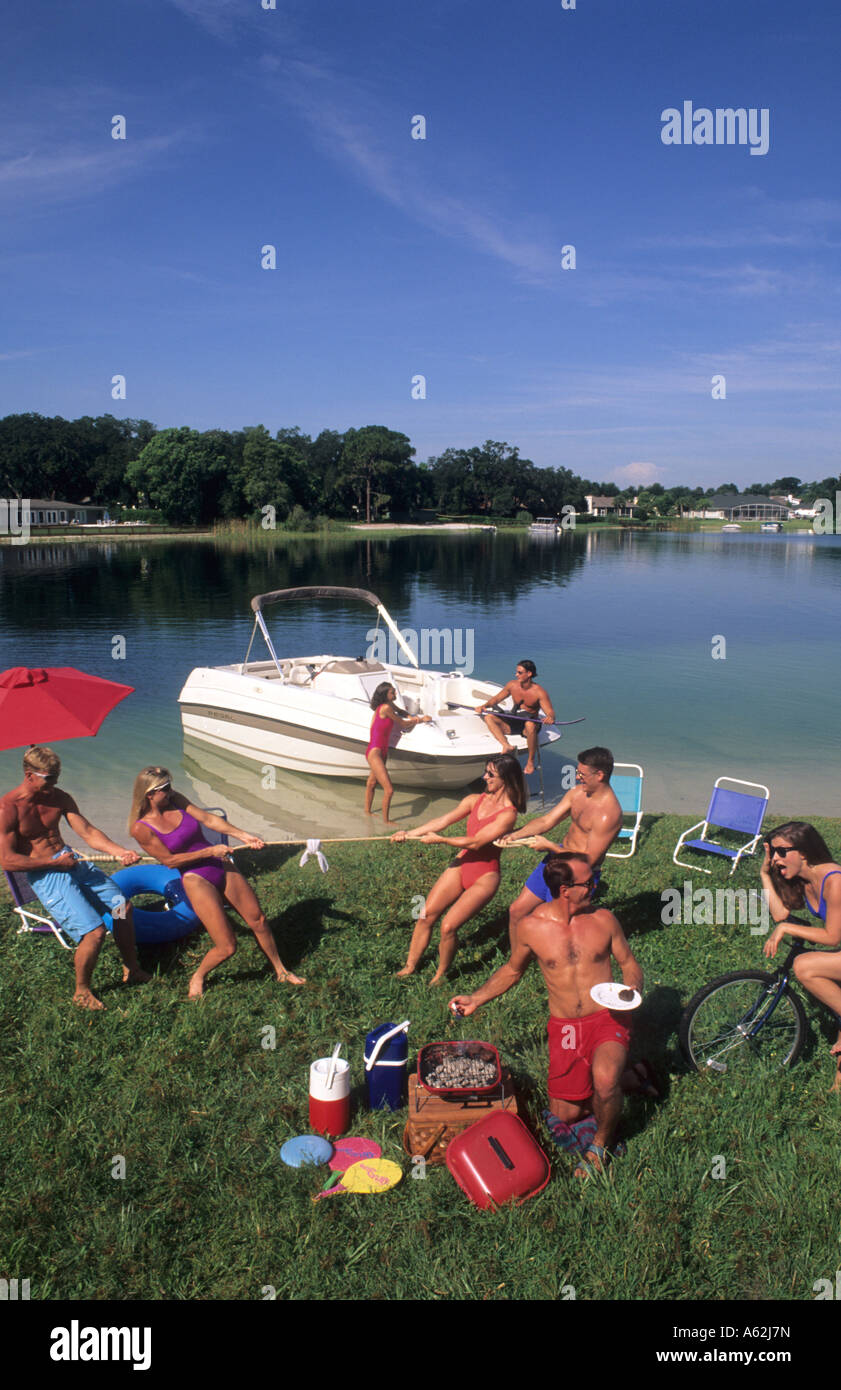 Family relaxing on picnic fast hi-res stock photography and images - Alamy