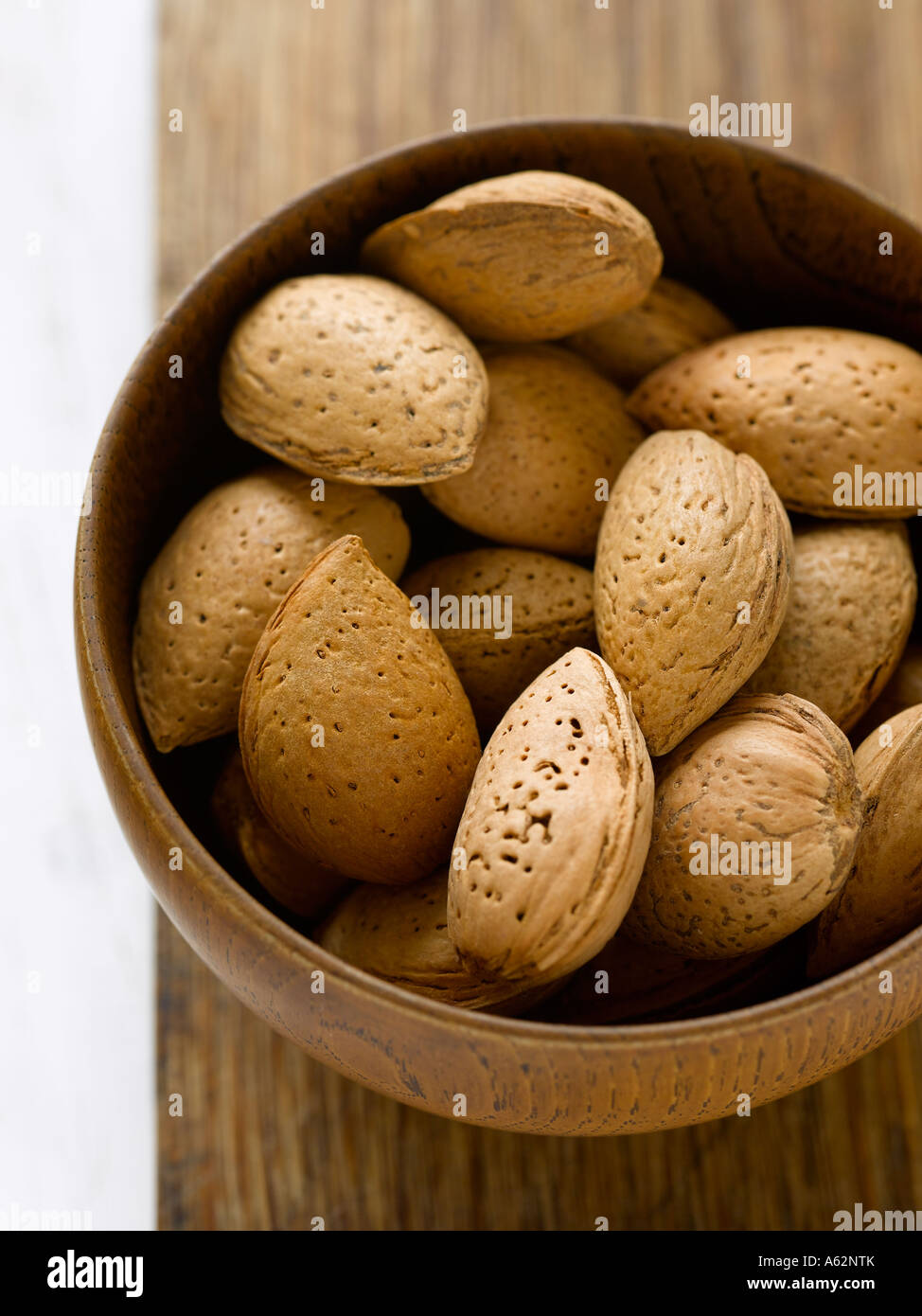 Almonds shells hi-res stock photography and images - Alamy