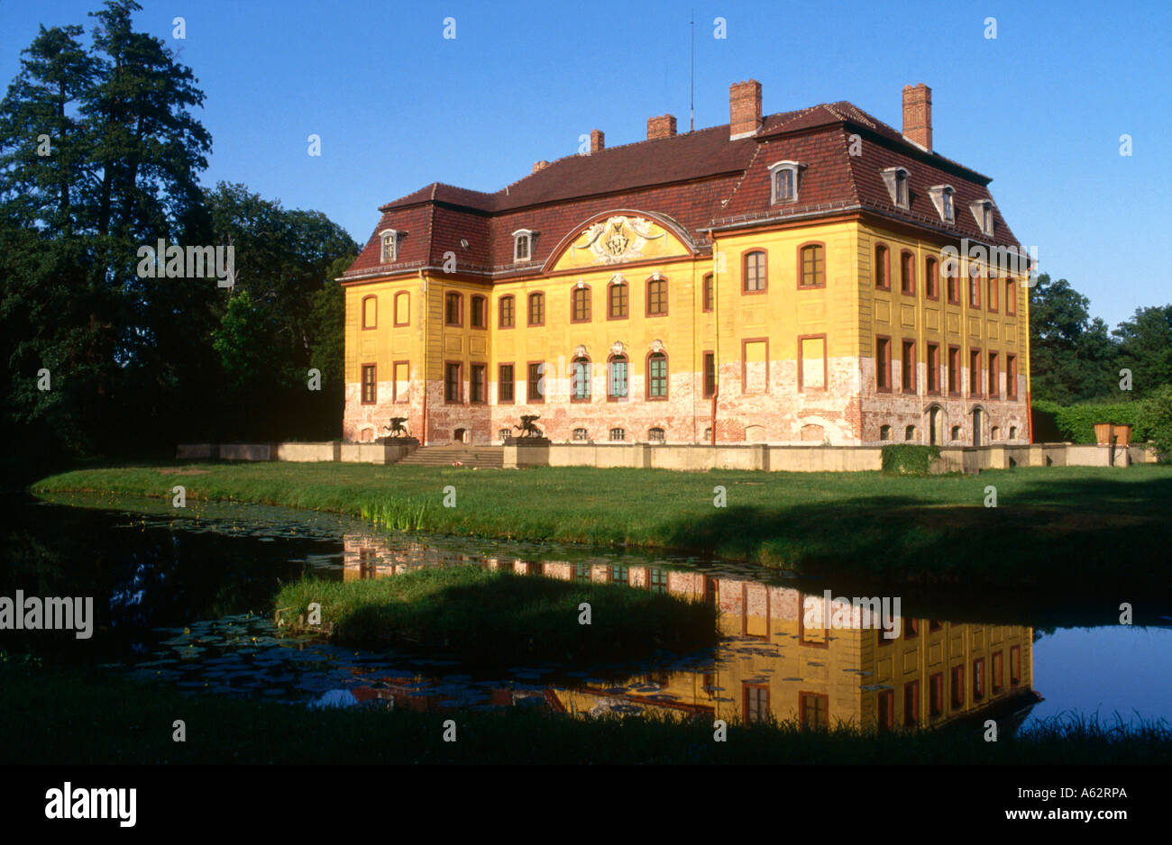 Castle in park, Branitz Park, Cottbus, Saxony, Germany Stock Photo - Alamy