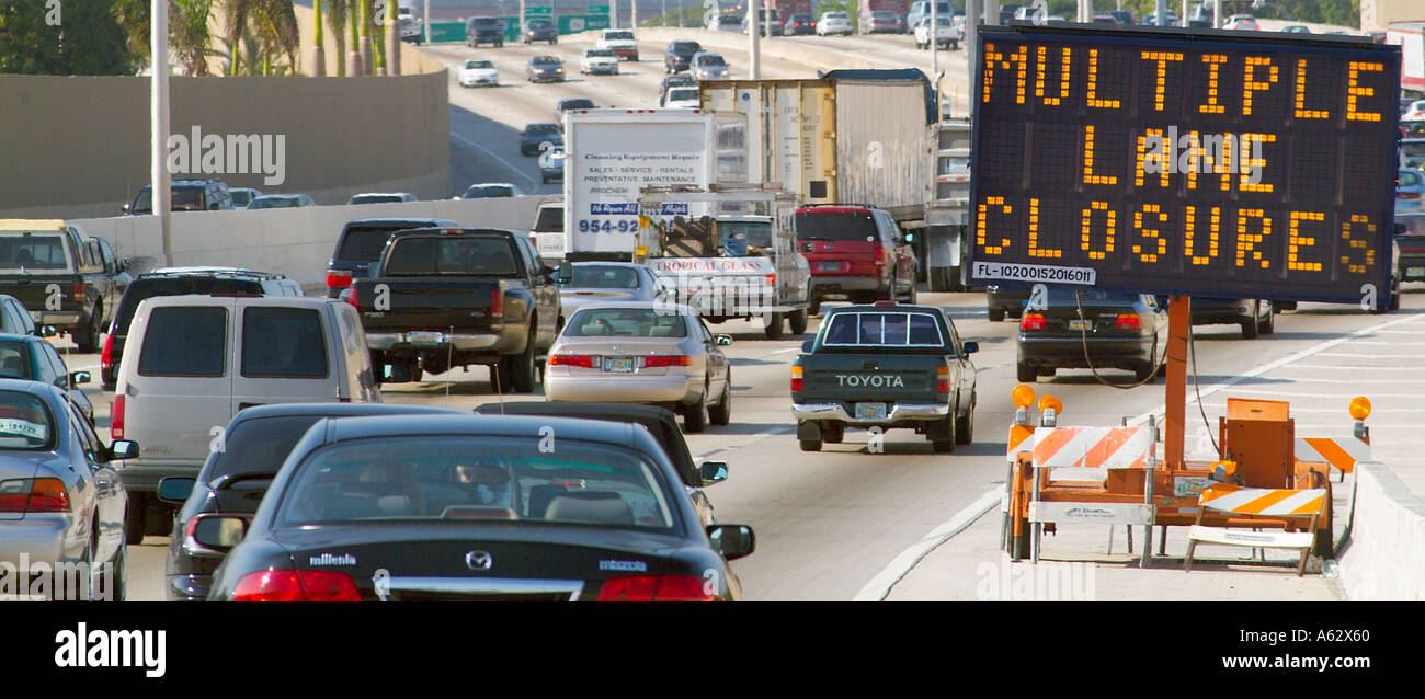 traffic advisory sign and crowded highway I95 interstate highways ...