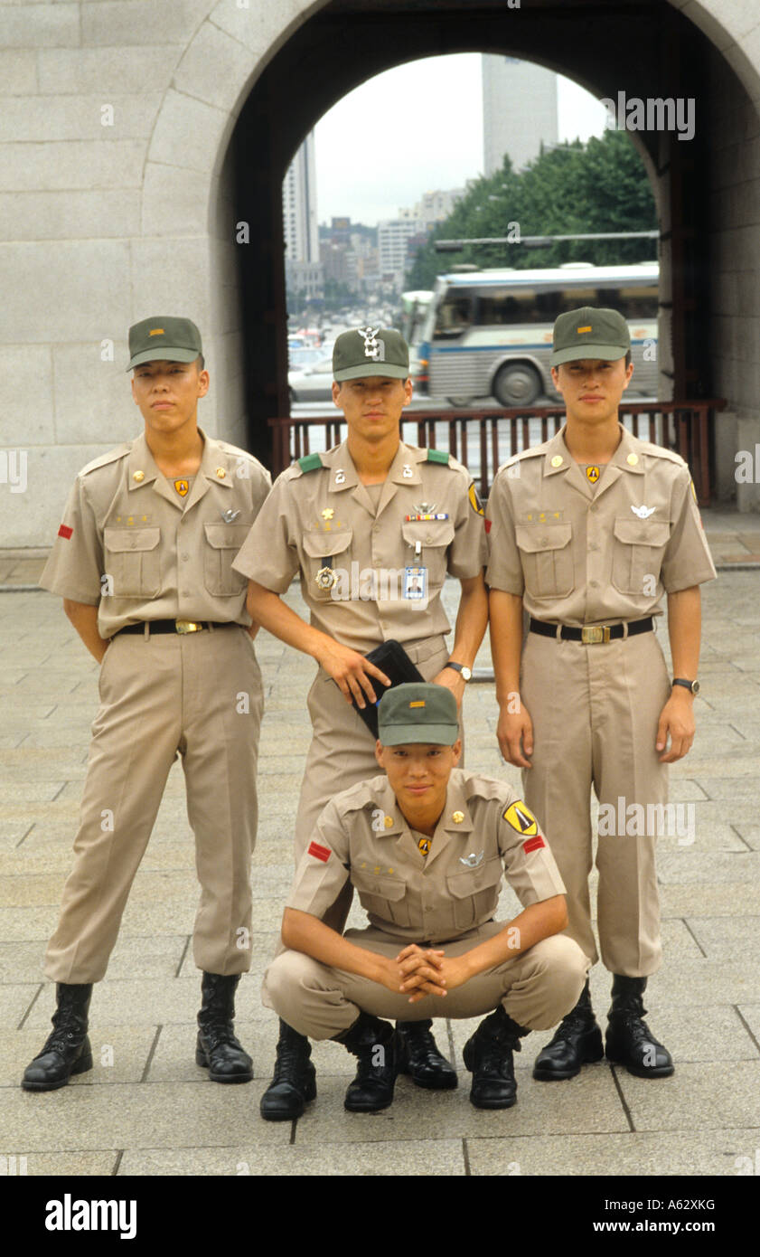Portrait of Korean soldiers in the military Stock Photo - Alamy