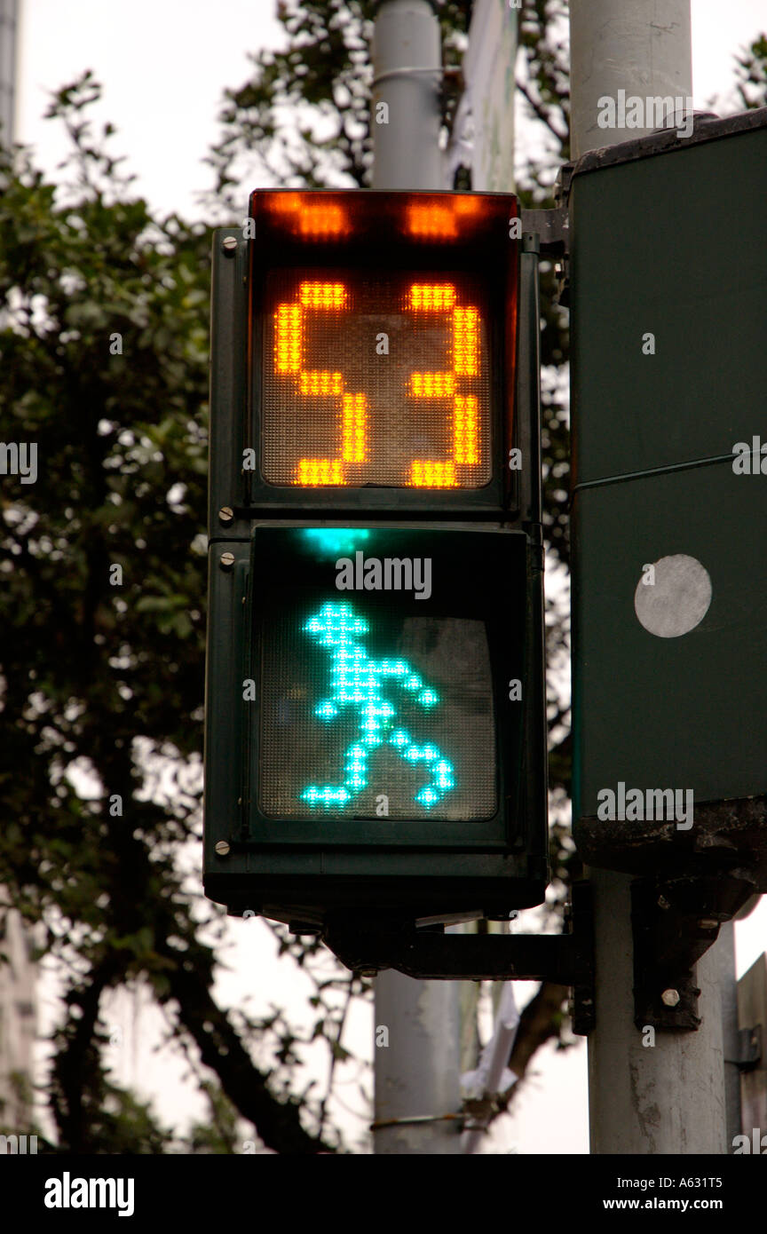 Traffic light in Taipei Stock Photo - Alamy