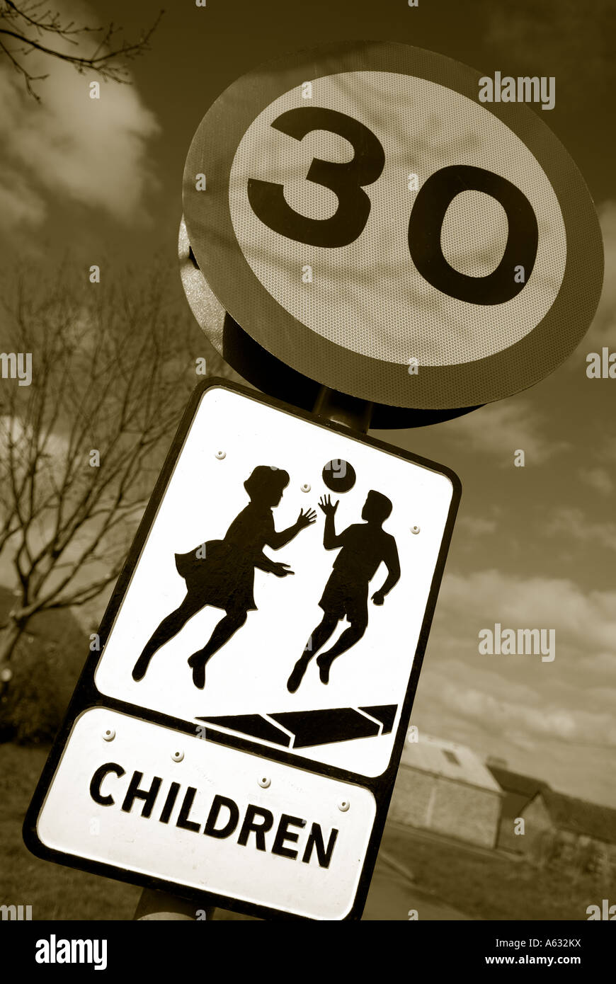 30 mph road sign Stock Photo - Alamy 30 mph road sign Stock Photo - Alamy