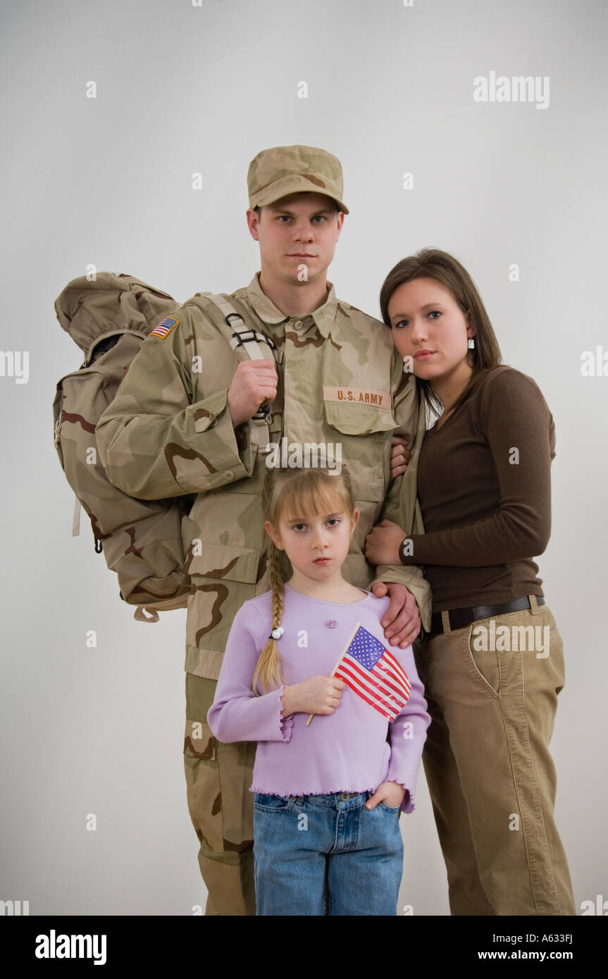 Military father saying goodbye Stock Photo - Alamy