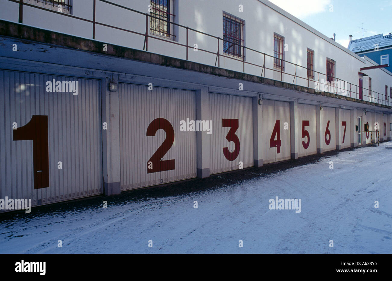 Numbered garage doors hi-res stock photography and images - Alamy