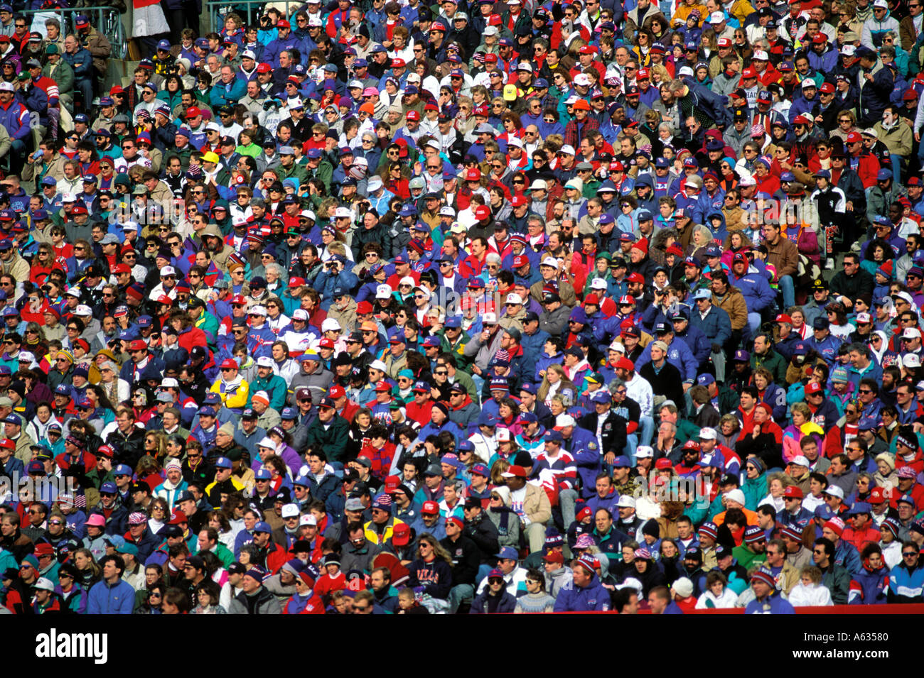USA crowd of sports spectators Stock Photo - Alamy