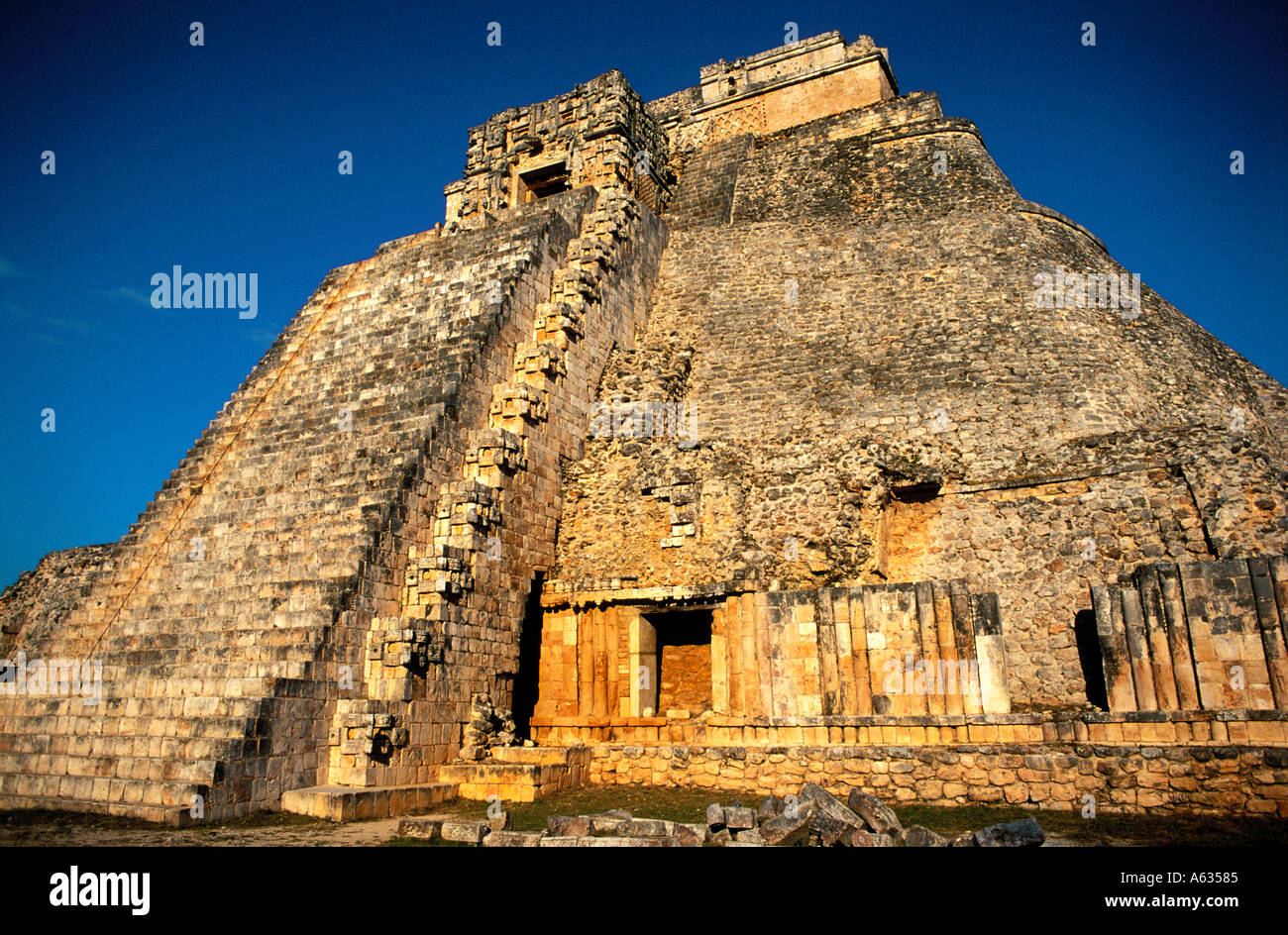 Mexico Uxmal Pyramid of the Magician Stock Photo - Alamy