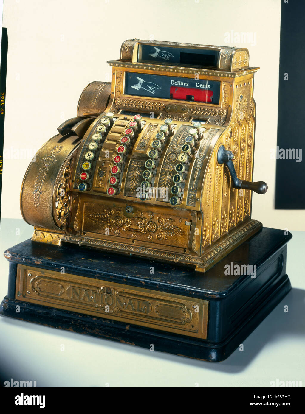 Old cash register hi-res stock photography and images - Alamy