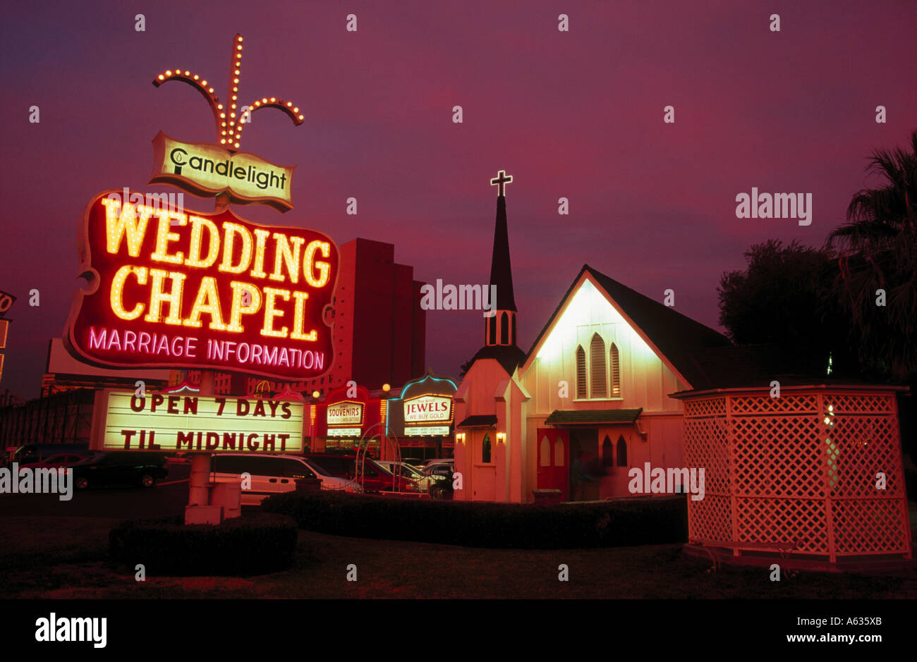 Chapel lit up at night, Wedding Chapel, Las Vegas Boulevard, Las Vegas ...