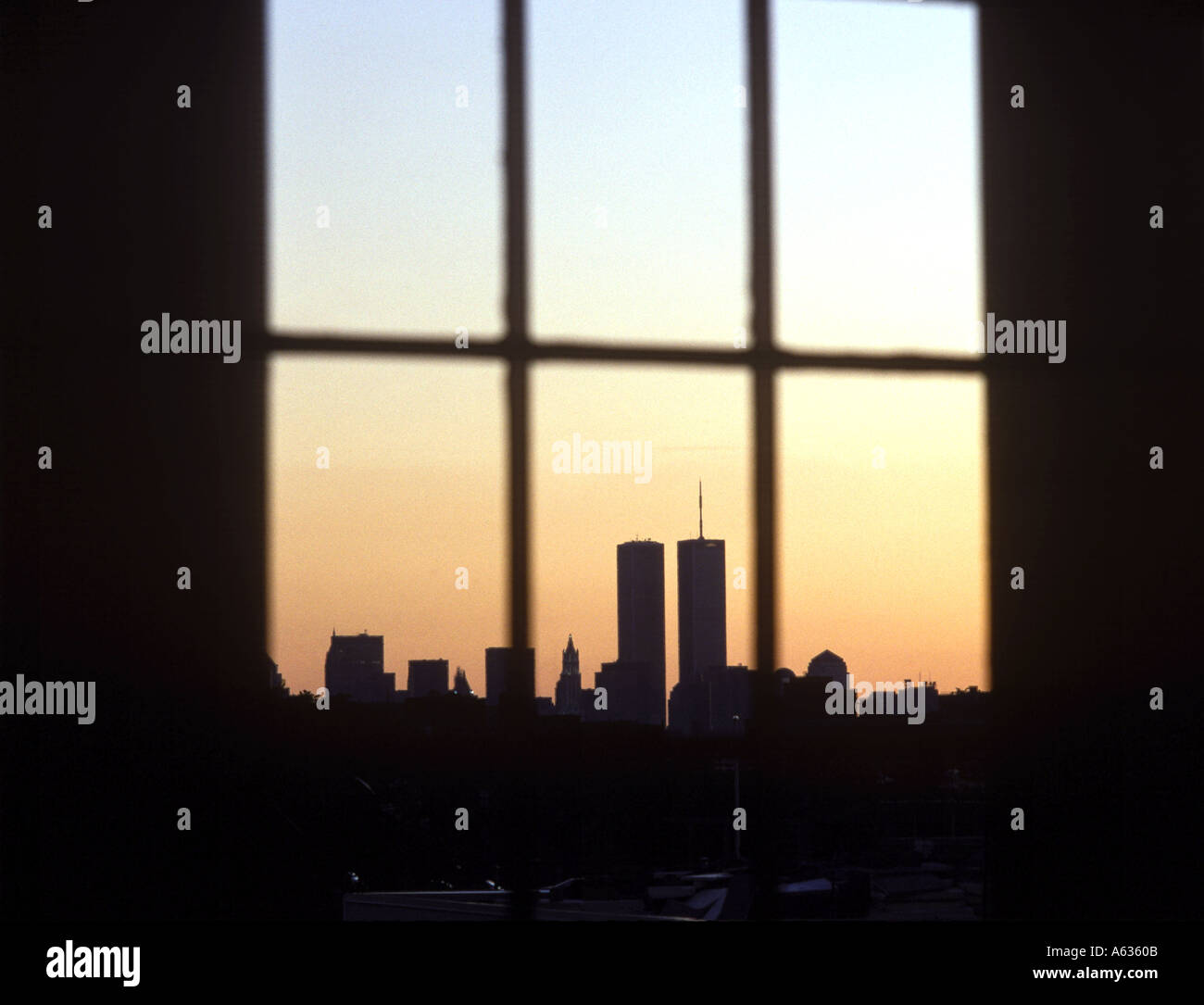 Twin towers collapse 2001 hi-res stock photography and images - Alamy