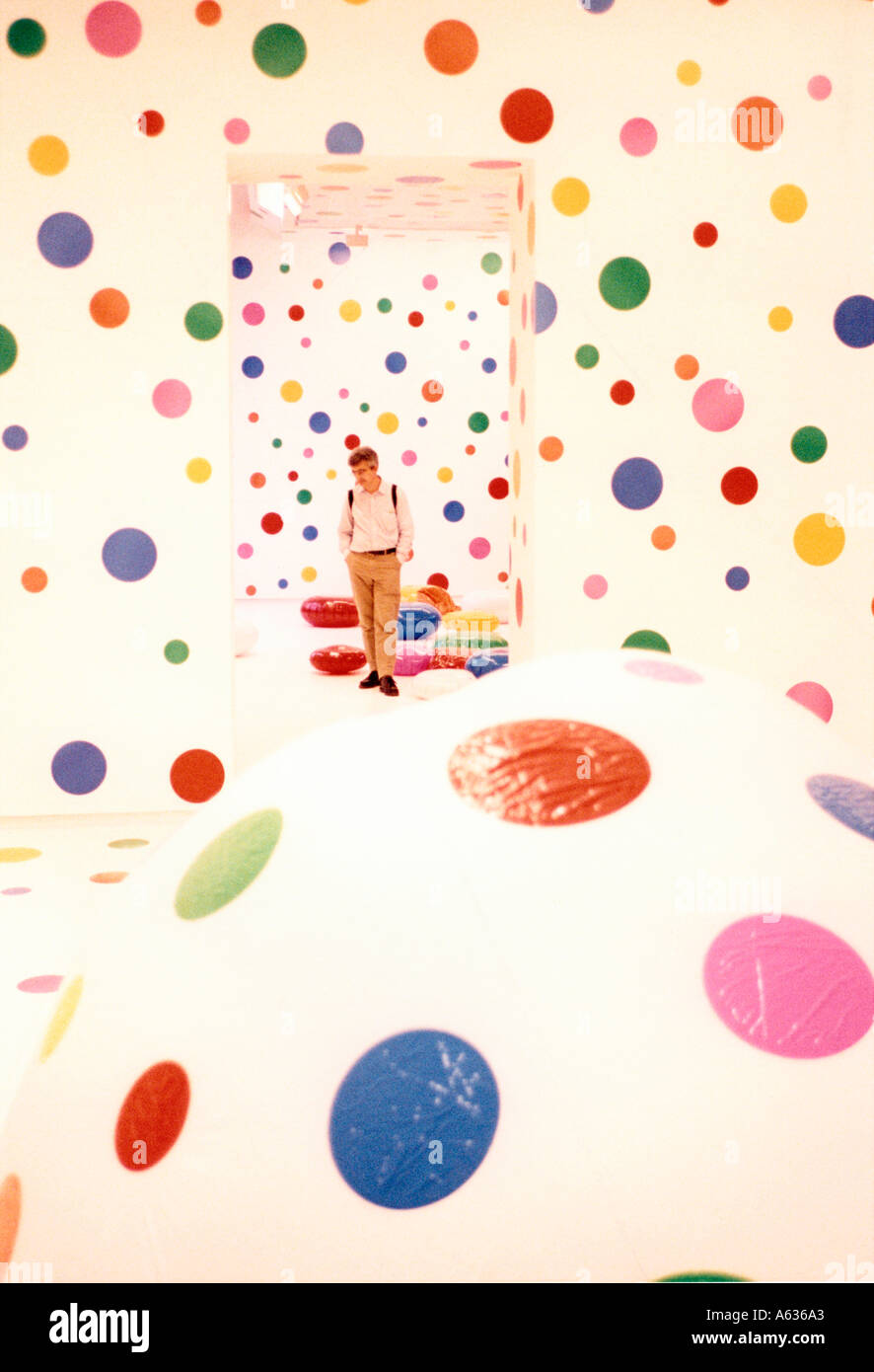 Dotted art exhibition Stock Photo - Alamy