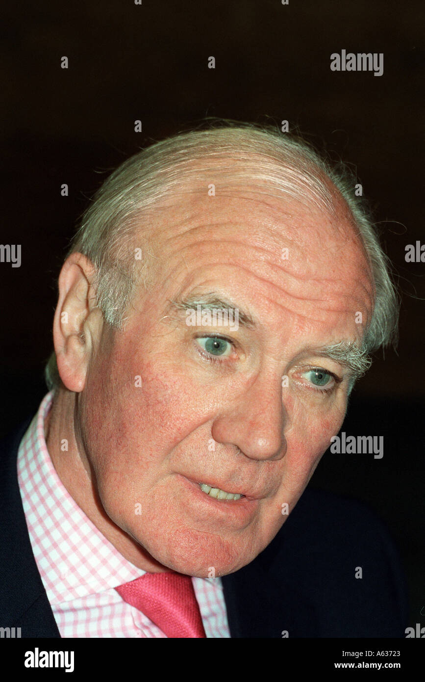 Mp for bournemouth east hi-res stock photography and images - Alamy