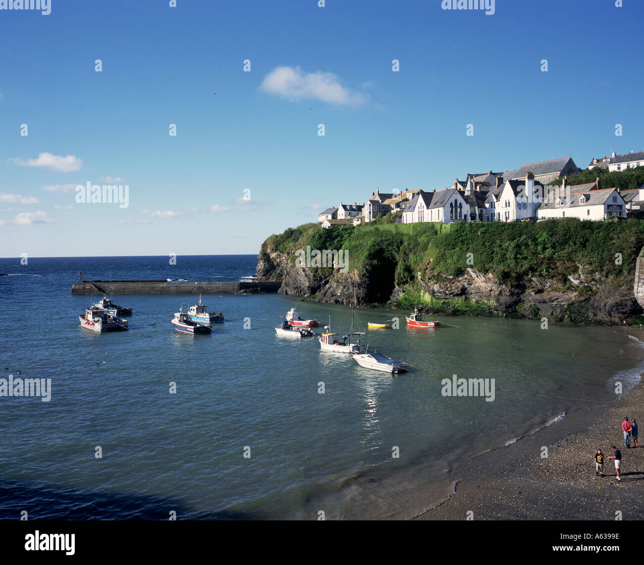 Cornish Coastal Walk Port Isaac to Portquin Cornwall Stock Photo - Alamy