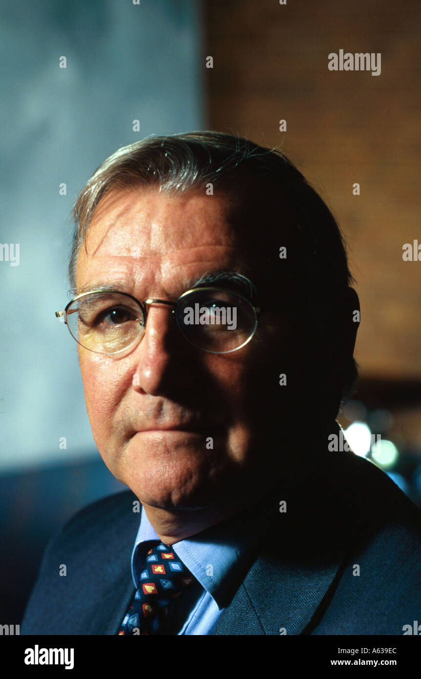 Malcolm bruce hi-res stock photography and images - Alamy