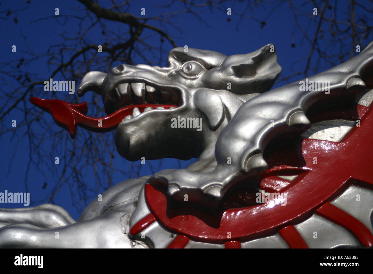 Dragon statue marking the boundary of the City of London Stock Photo ...