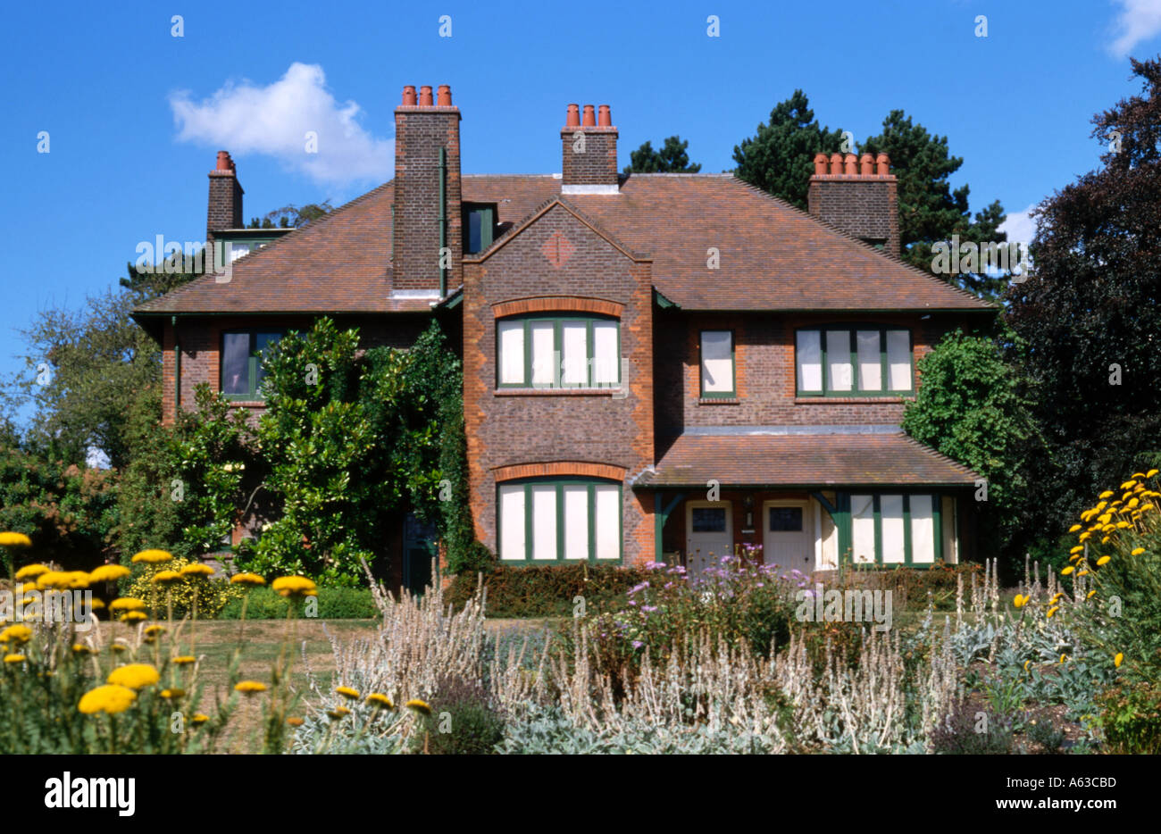 George bernard shaw lawrence hi-res stock photography and images - Alamy