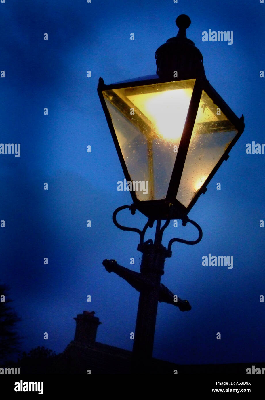 glowing lamp post Stock Photo - Alamy