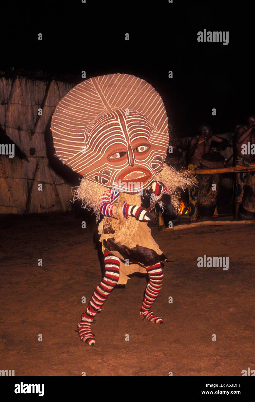 Zimbabwean man, dance, dancer, dancers, dancing, tribal dance, African ...