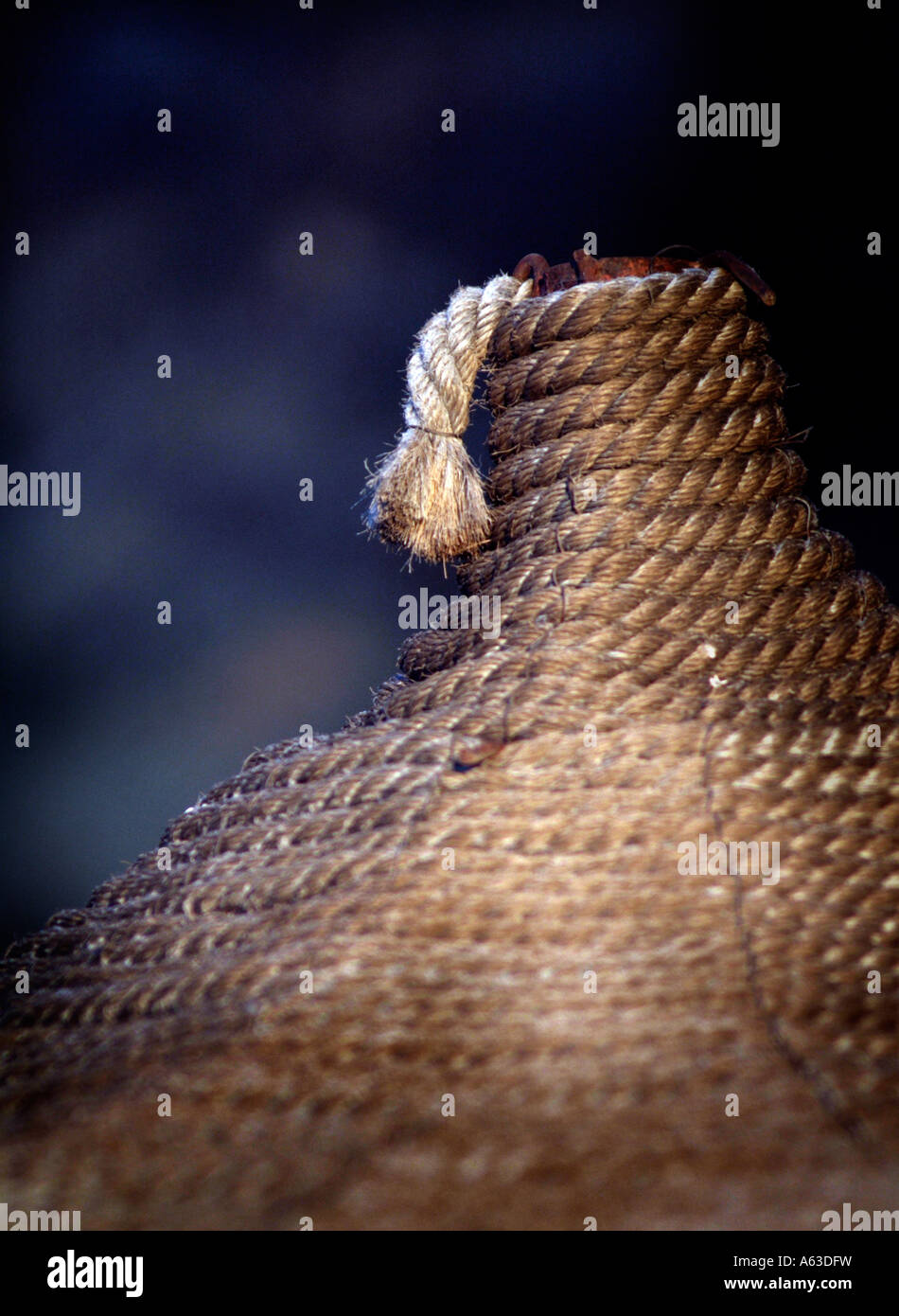 Hanging hemp rope hi-res stock photography and images - Alamy