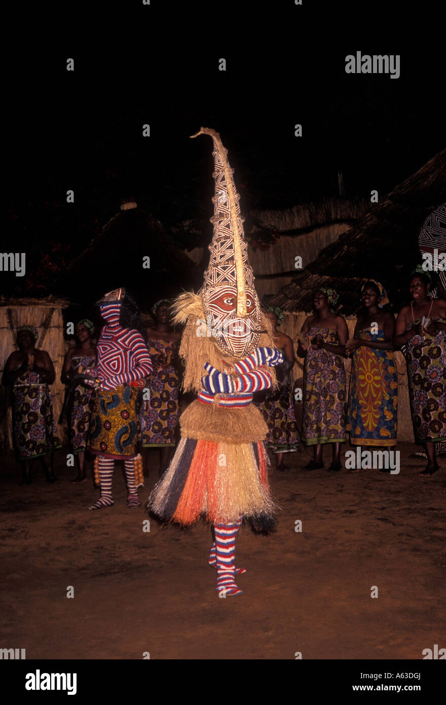 Zimbabwean man, dance, dancer, dancers, dancing, tribal dance, African ...