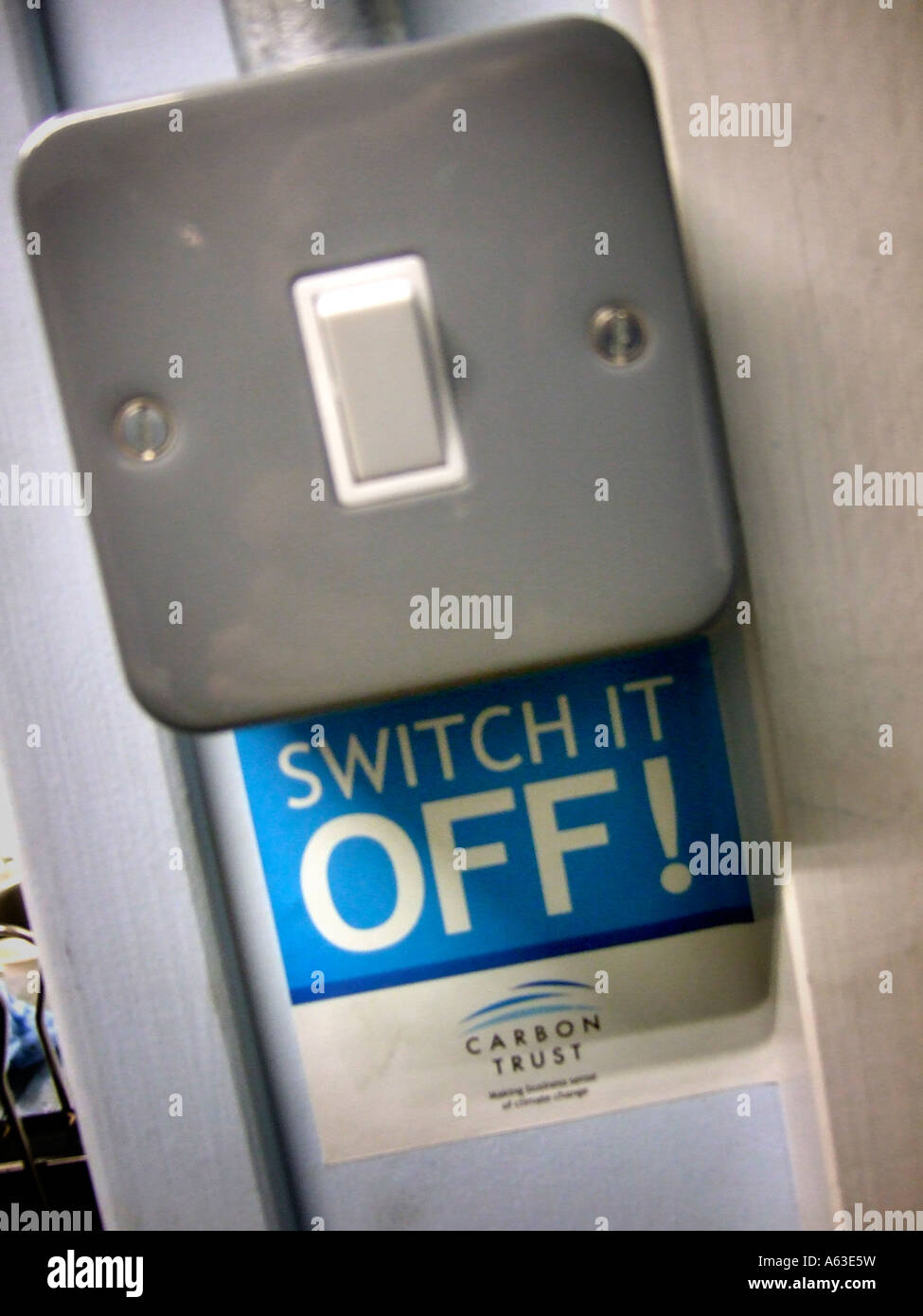 switch off lights sign Stock Photo - Alamy