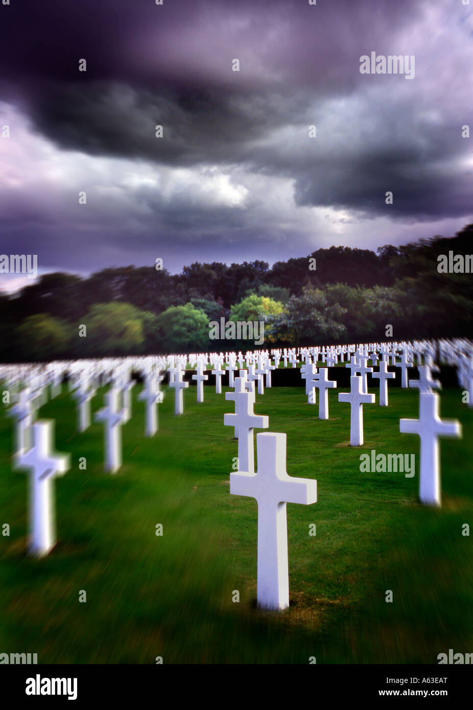 War conflict remembrance graveyard graves hi-res stock photography and ...