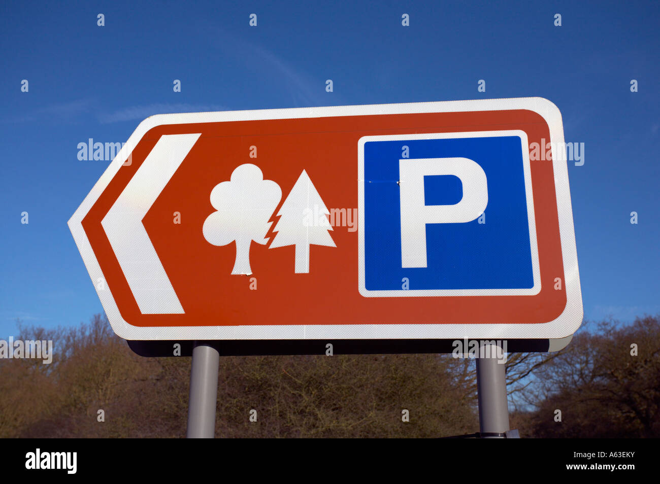 Sign epping forest hi-res stock photography and images - Alamy