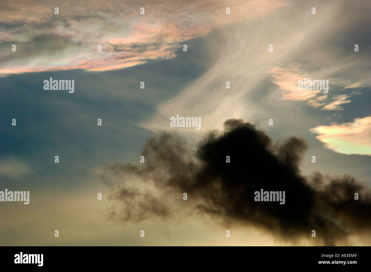 Contrasting dark shapes hi-res stock photography and images - Alamy