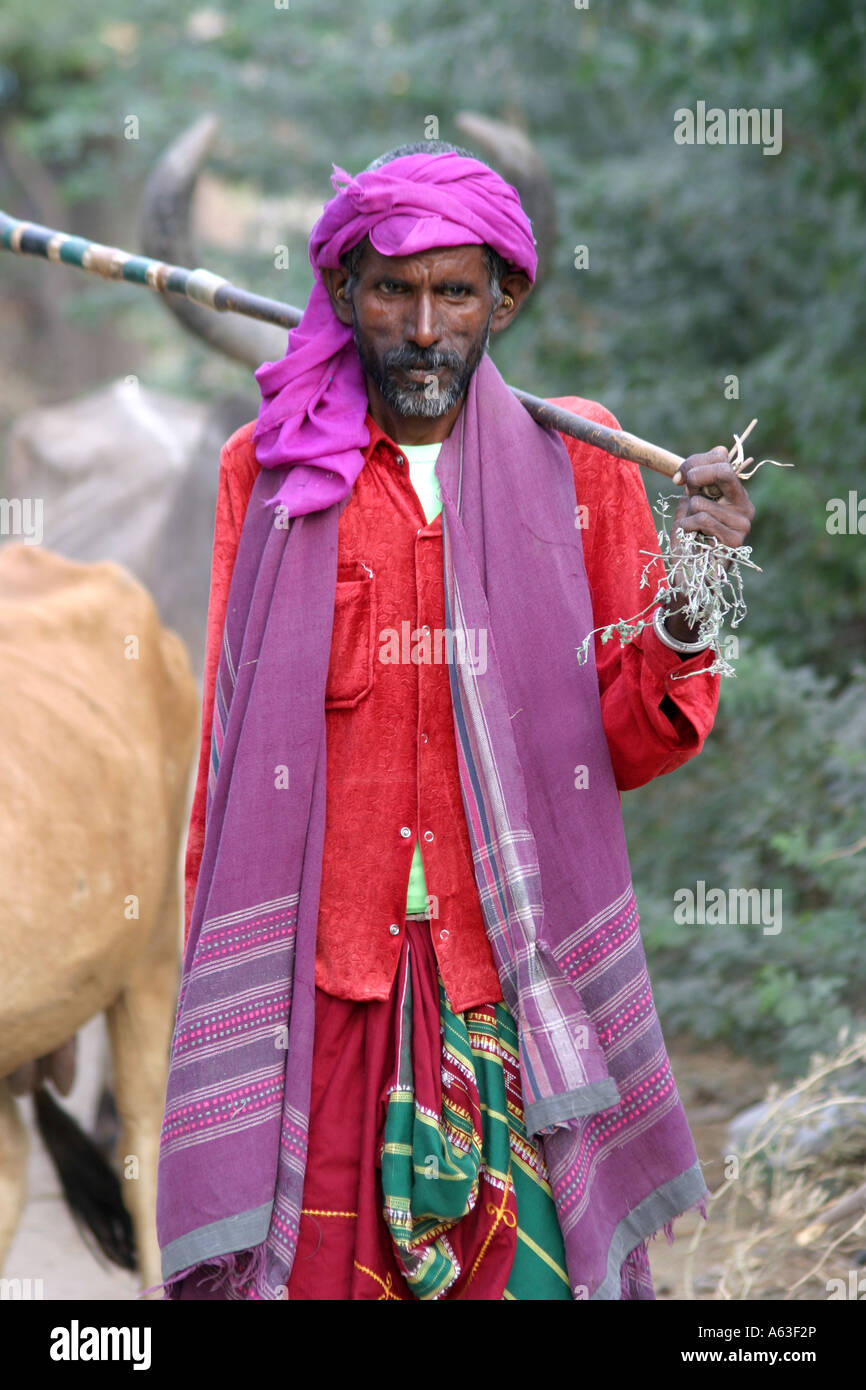 Meet tribe hi-res stock photography and images - Alamy