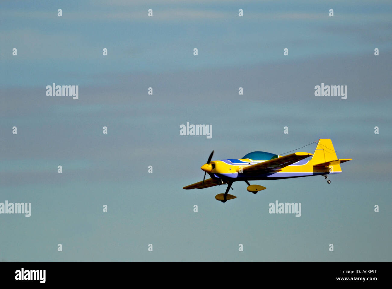 Model airborne hi-res stock photography and images - Alamy