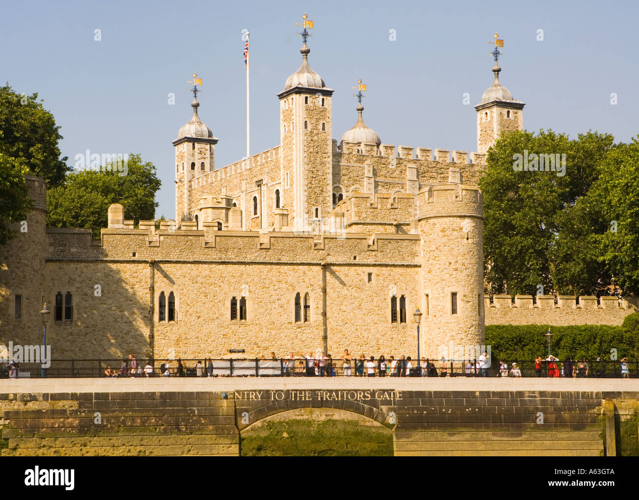 Tower of london traitors gate hi-res stock photography and images - Alamy