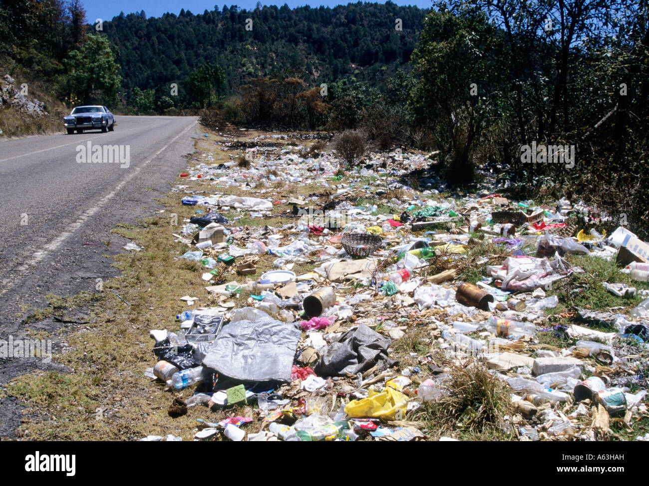 Scattered household waste hi-res stock photography and images - Alamy