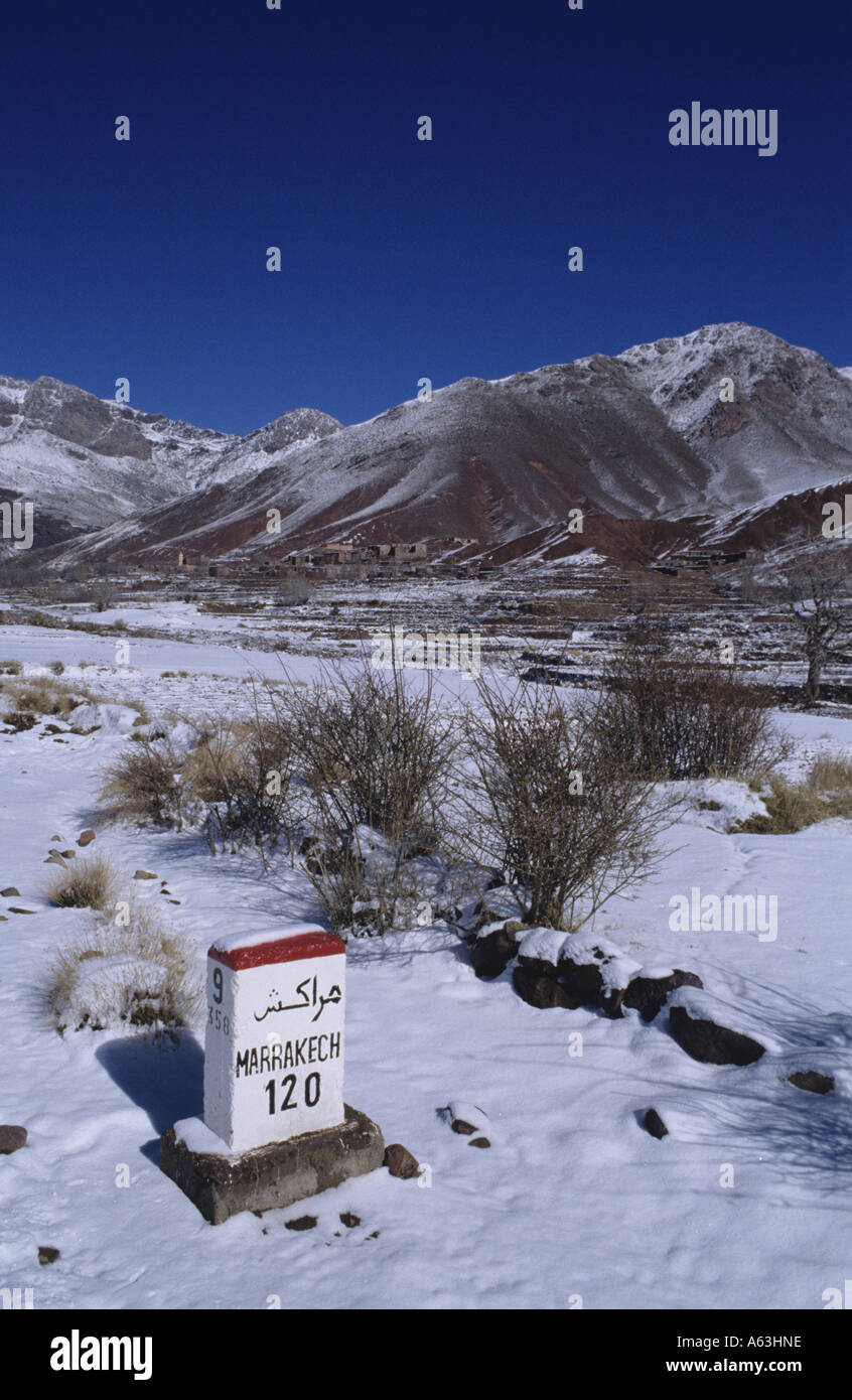 Tizi n ticha hi-res stock photography and images - Alamy