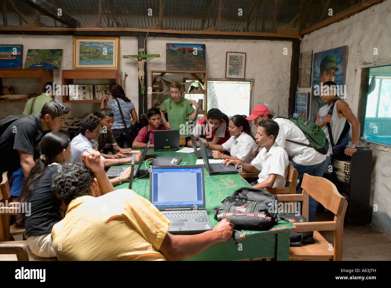 Latin america classroom with computer hi-res stock photography and ...