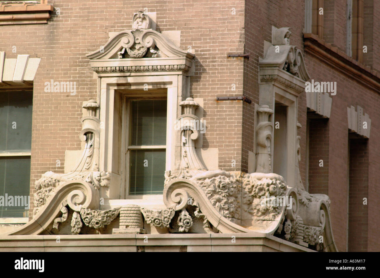 Savannah Georgia historic district architecture brick building windows ...