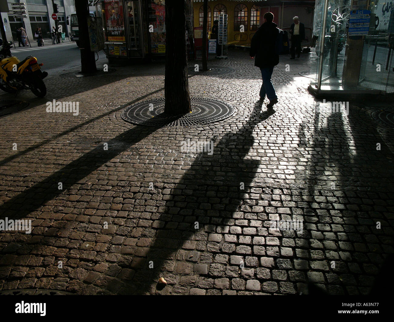 paris shadows Stock Photo - Alamy