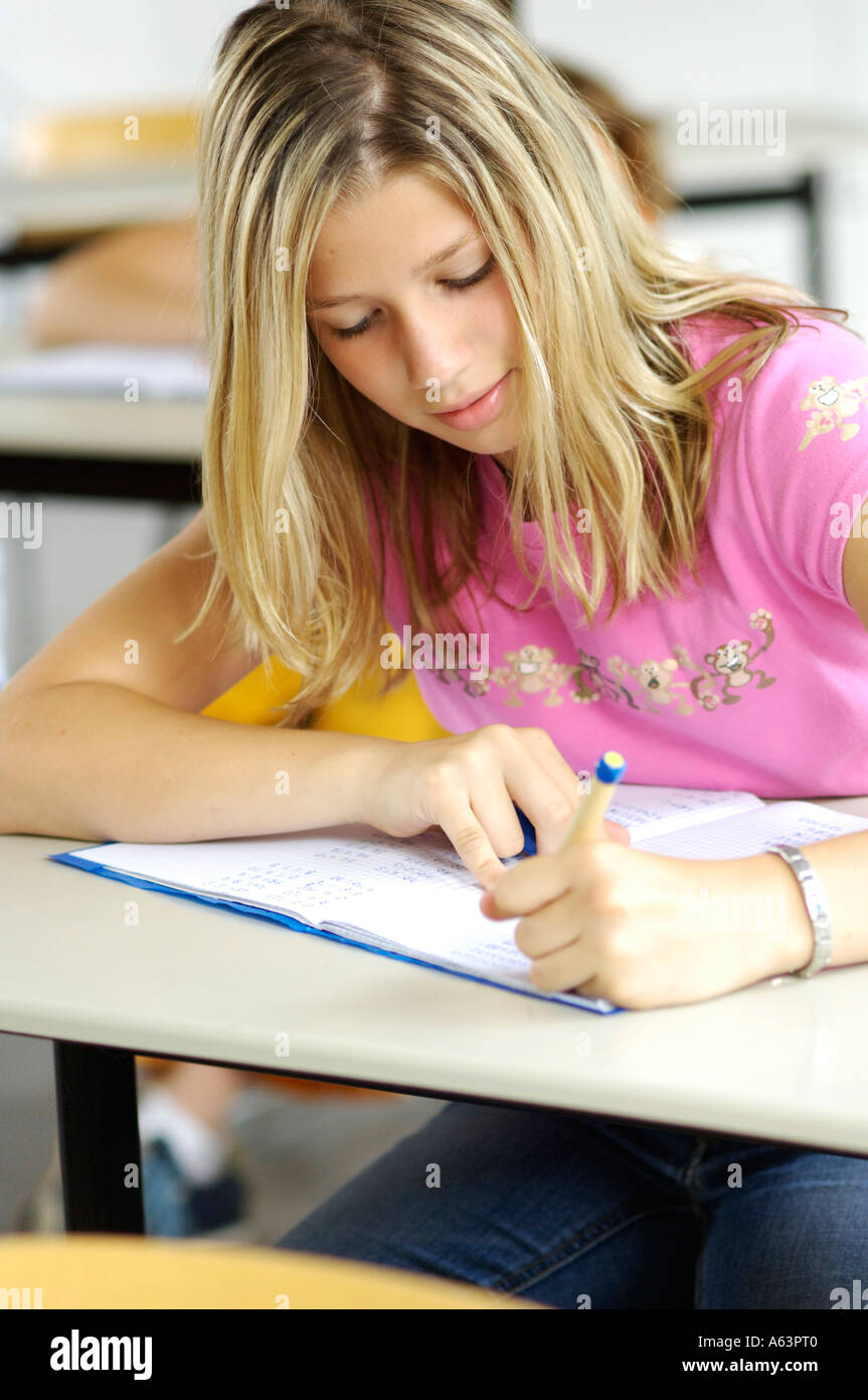 Left handed girl homework hi-res stock photography and images - Alamy