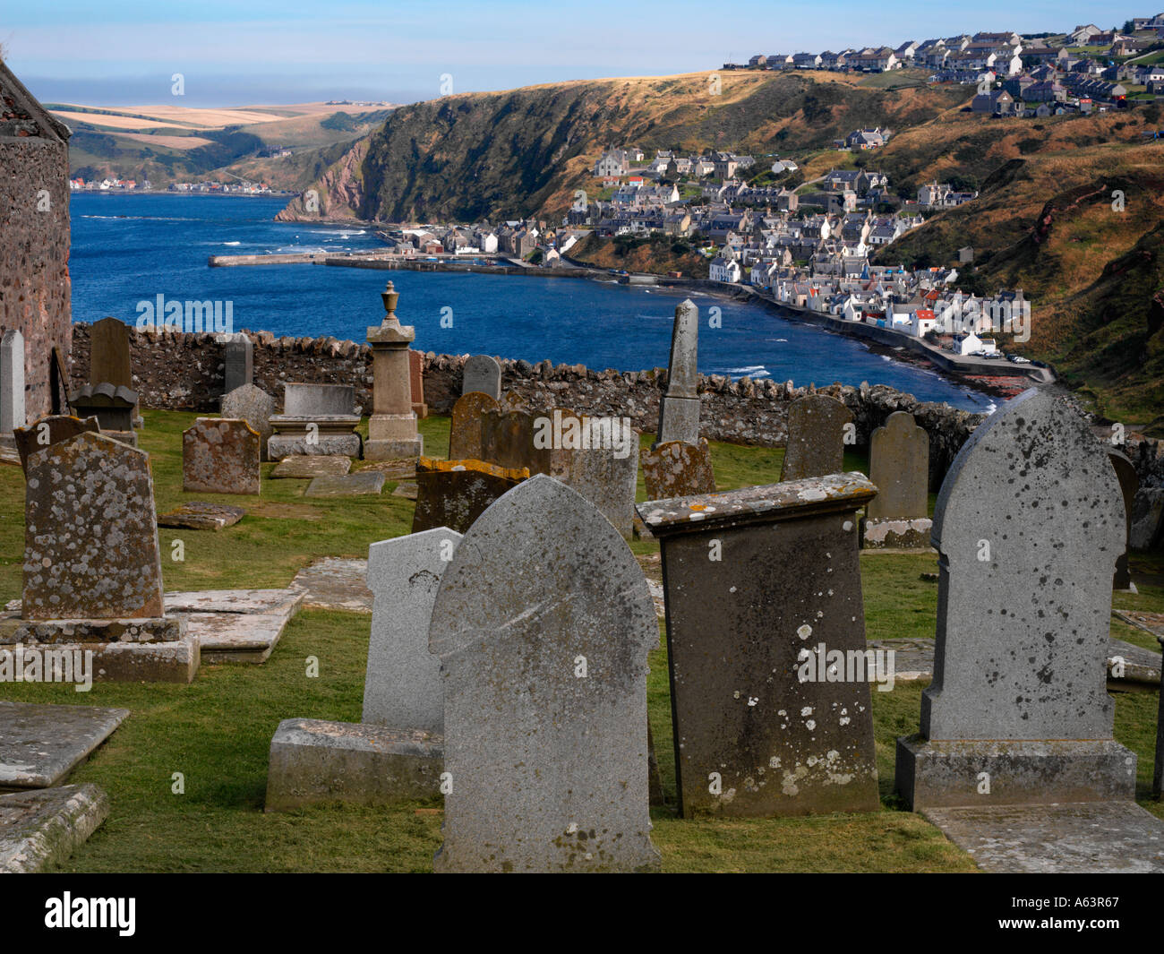 Gardenstown cemetery hi-res stock photography and images - Alamy