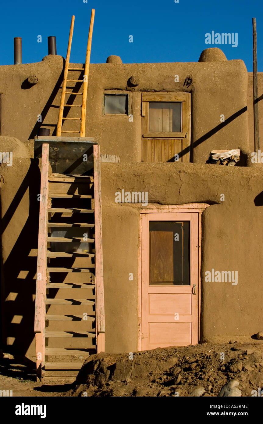 Historical taos pueblo community hi-res stock photography and images ...