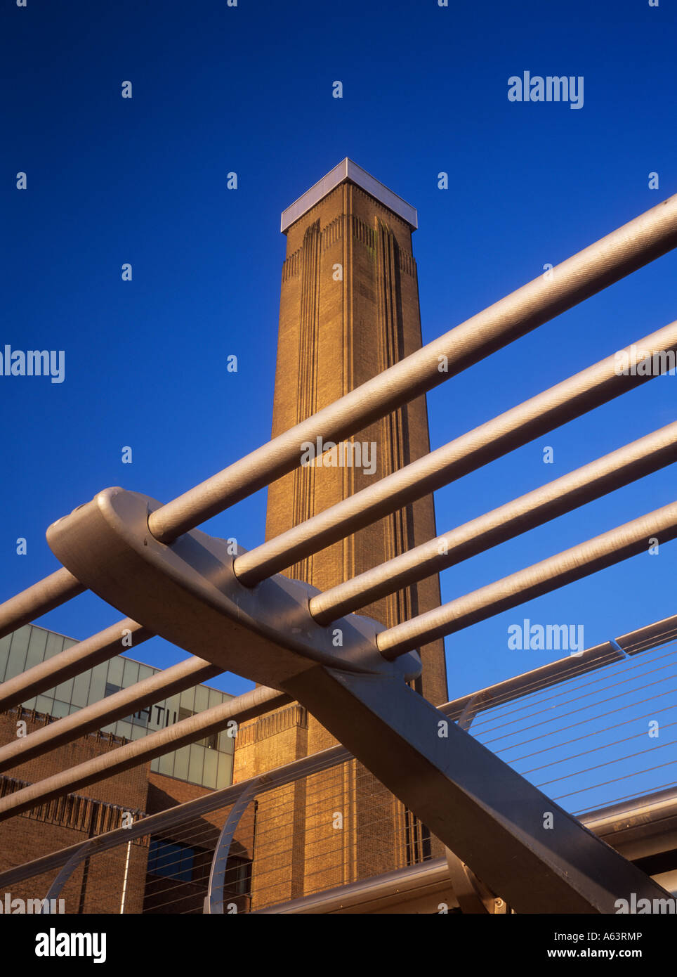 Millennium Bridge and Tate Modern Bankside London UK Stock Photo - Alamy