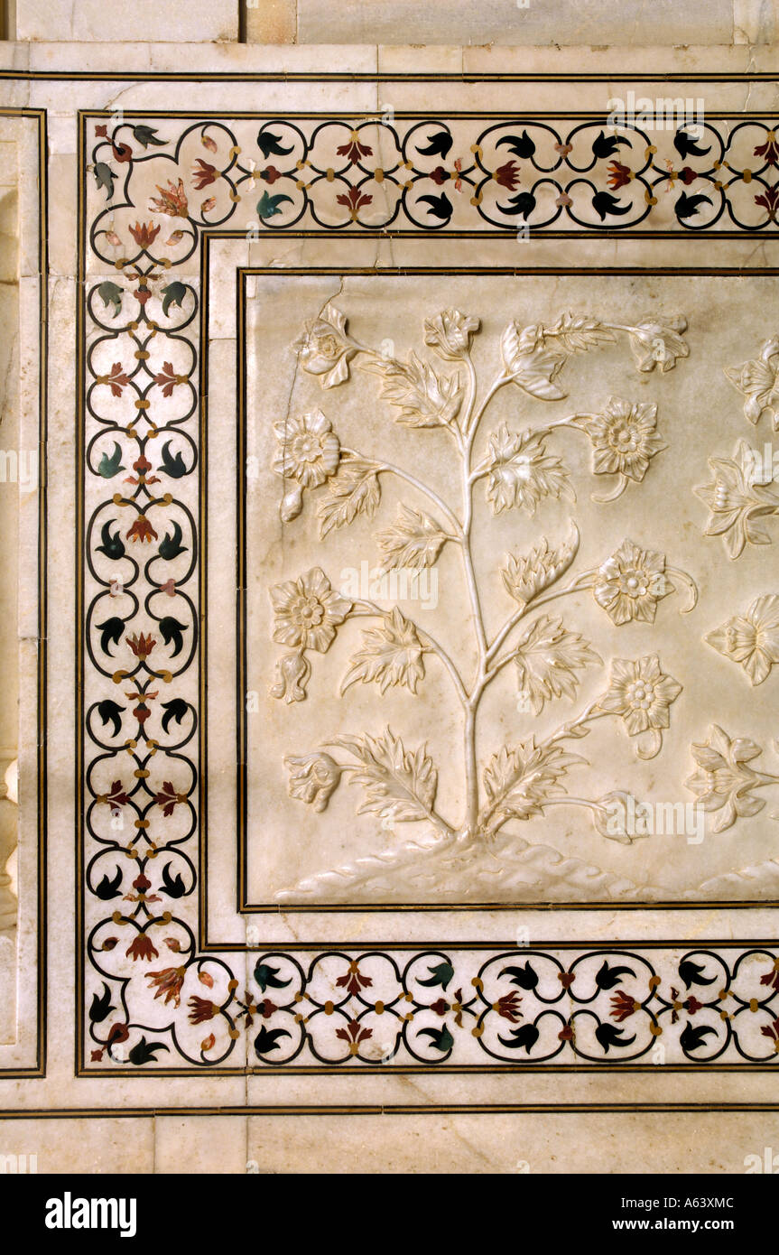 Detail of inlay work and marble carving on Taj Mahal Agra India Stock ...