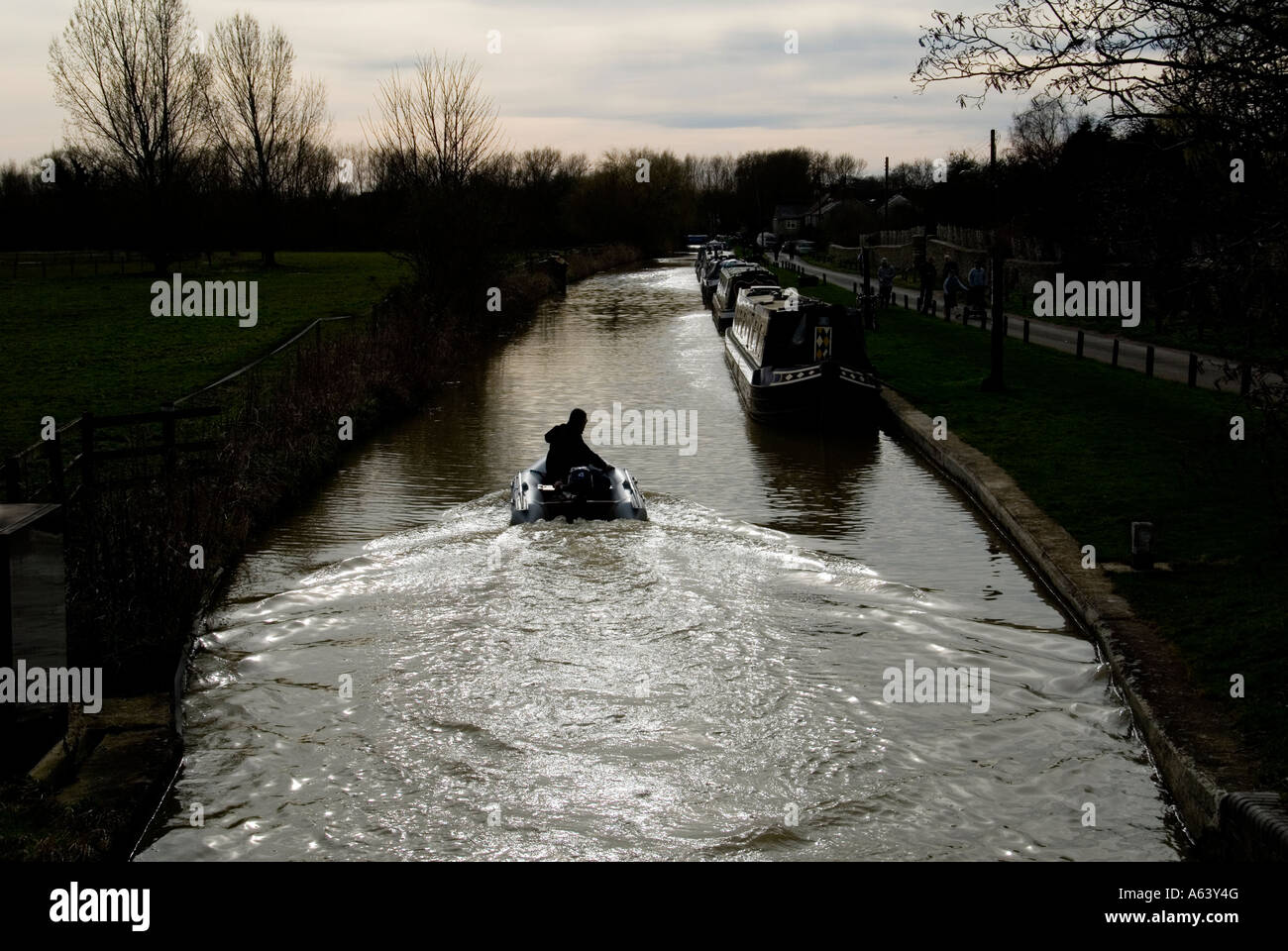 Thrupp hi-res stock photography and images - Alamy
