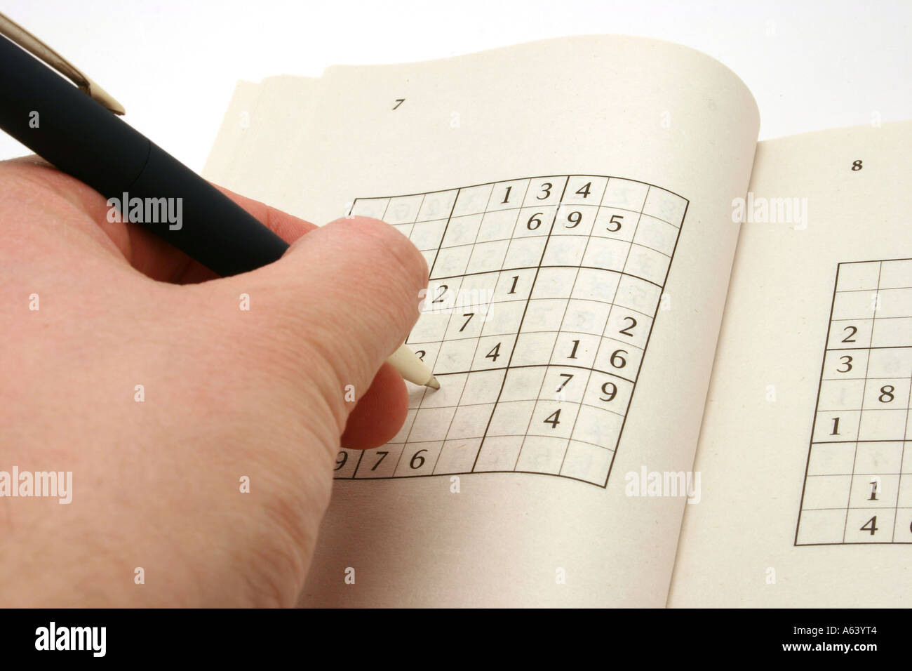Su doku book hi-res stock photography and images - Alamy