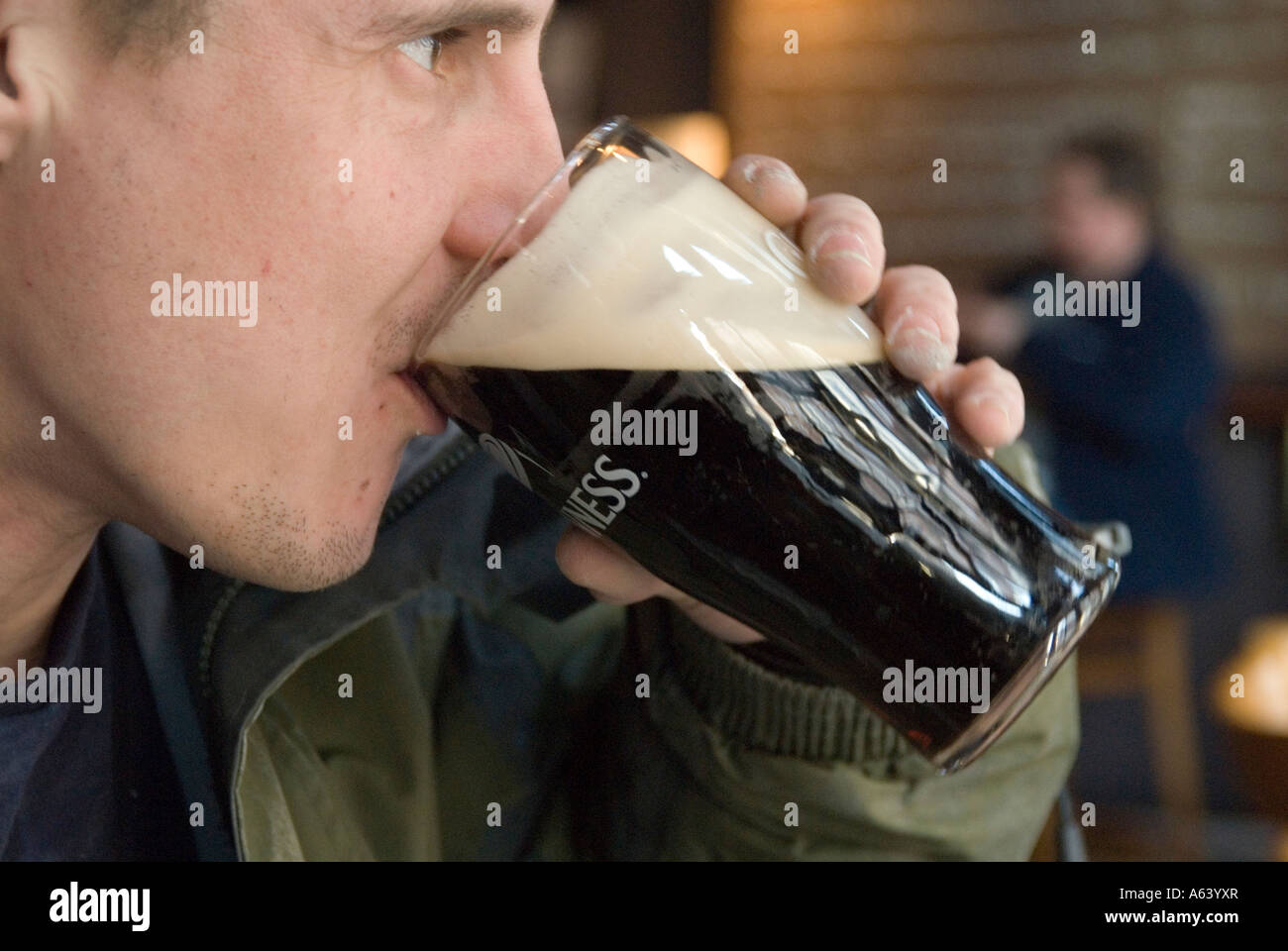 Drinking Guinness Pub High Resolution Stock Photography and Images - Alamy