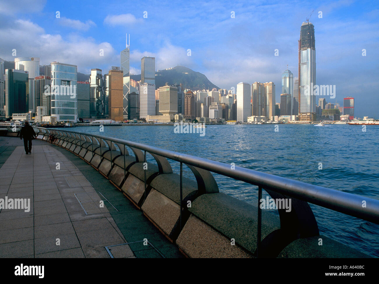 Waterfront promenade Hong Kong Stock Photo - Alamy