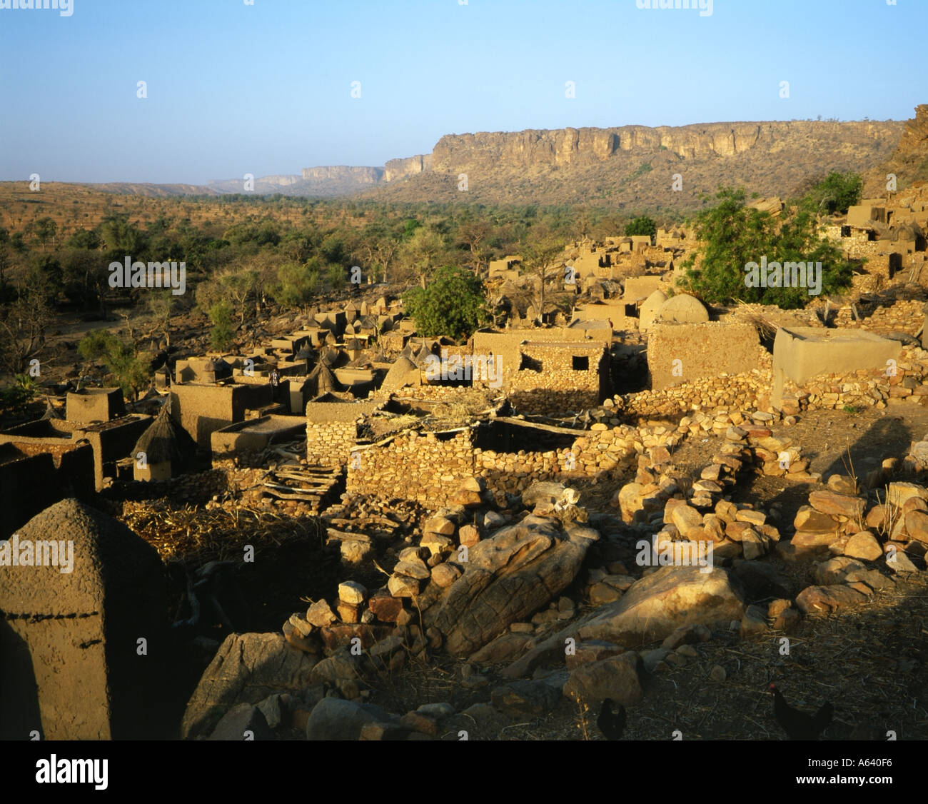 Cliff de bandiagara hi-res stock photography and images - Alamy