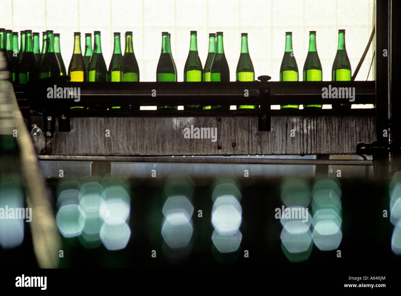 crown capped cider bottling plant Stock Photo - Alamy