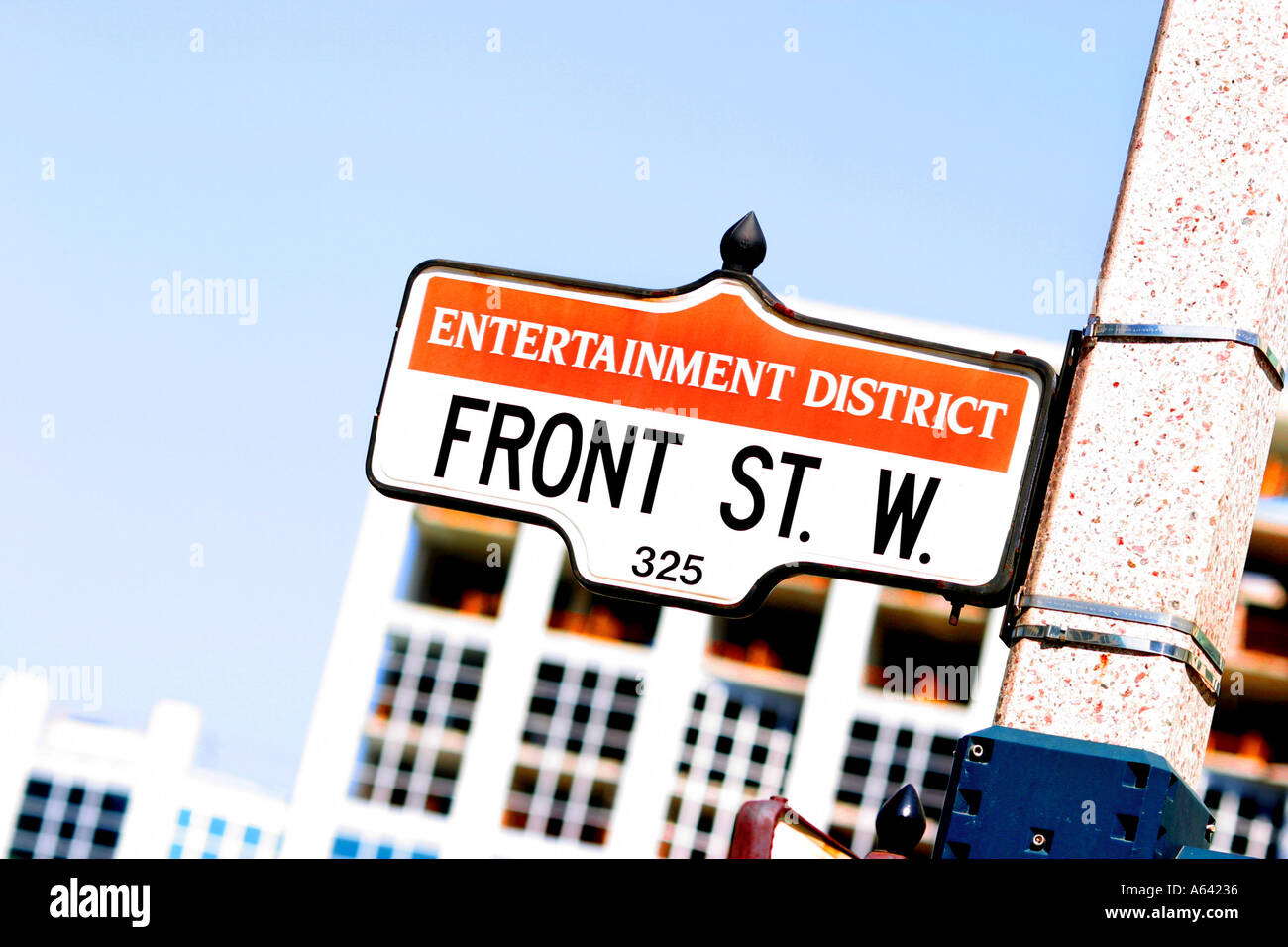Front Street roadsign Toronto Canada Stock Photo - Alamy