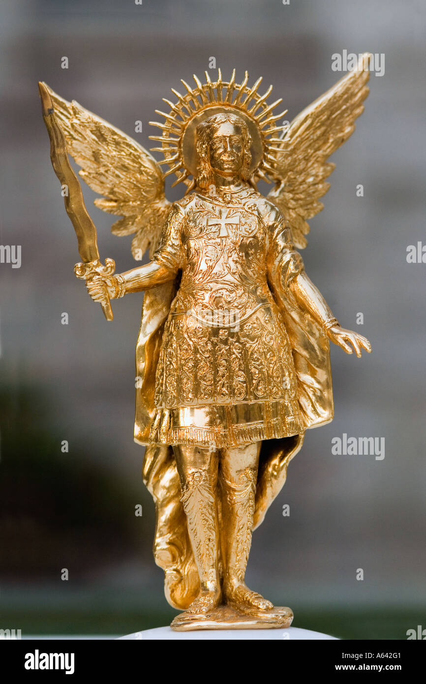 Japan, Kyoto, Gold winged statue Stock Photo - Alamy